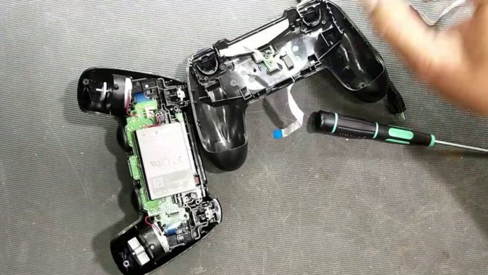 How To Fix Ps4 Controller Not Charging? - Techs And Games